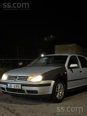 Grey Volkswagen Golf 2000 in Riga, with an engine capacity of 1.90 L and mileage of 349 thousand km for 850 €, photo 3 on AUTOMOTO.COM.LV