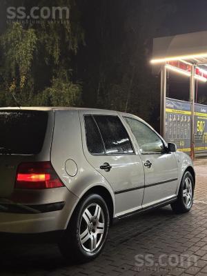 Grey Volkswagen Golf 2000 in Riga, with an engine capacity of 1.90 L and mileage of 349 thousand km for 850 €, photo 6 on AUTOMOTO.COM.LV