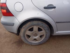 Pelēks Volkswagen Golf 2000 Pasvalys, ar dzinēja tilpumu 1.60 L un nobraukumu 143 tūkst. km par 500 €, foto 12 vietnē AUTOMOTO.COM.LV