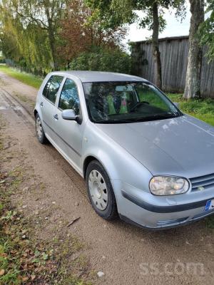 Grey Volkswagen Golf 2000 in Ventspils, with an engine capacity of 1.90 L and mileage of 319 thousand km for 1100 €, photo  on AUTOMOTO.COM.LV
