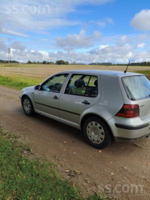 Grey Volkswagen Golf 2000 in Ventspils, with an engine capacity of 1.90 L and mileage of 319 thousand km for 1100 €, photo 3 on AUTOMOTO.COM.LV