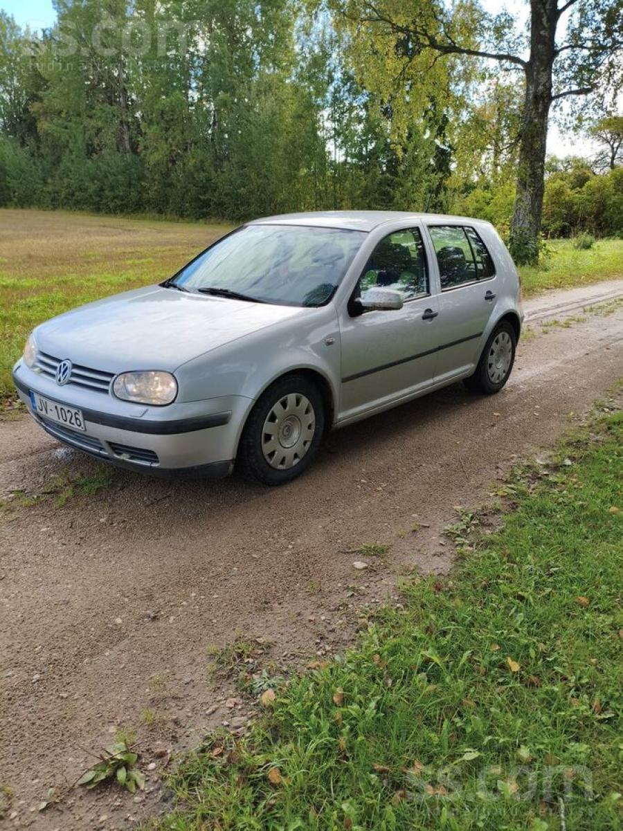 Grey Volkswagen Golf 2000 in Ventspils, with an engine capacity of 1.90 L and mileage of 319 thousand km for 1100 €, photo 5 on AUTOMOTO.COM.LV