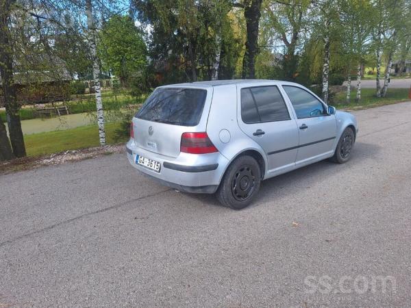 Pelēks Volkswagen Golf 2001 Tukums, ar dzinēja tilpumu 1.40 L un nobraukumu 340 tūkst. km par 699 €, foto 4 vietnē AUTOMOTO.COM.LV