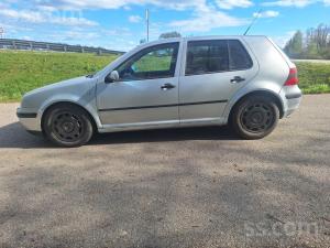 Pelēks Volkswagen Golf 2001 Tukums, ar dzinēja tilpumu 1.40 L un nobraukumu 340 tūkst. km par 699 €, foto 5 vietnē AUTOMOTO.COM.LV