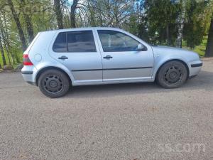 Pelēks Volkswagen Golf 2001 Tukums, ar dzinēja tilpumu 1.40 L un nobraukumu 340 tūkst. km par 699 €, foto 6 vietnē AUTOMOTO.COM.LV