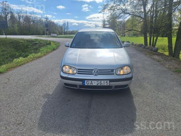 Pelēks Volkswagen Golf 2001 Tukums, ar dzinēja tilpumu 1.40 L un nobraukumu 340 tūkst. km par 699 €, foto 8 vietnē AUTOMOTO.COM.LV
