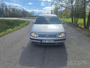 Pelēks Volkswagen Golf 2001 Tukums, ar dzinēja tilpumu 1.40 L un nobraukumu 340 tūkst. km par 699 €, foto 8 vietnē AUTOMOTO.COM.LV