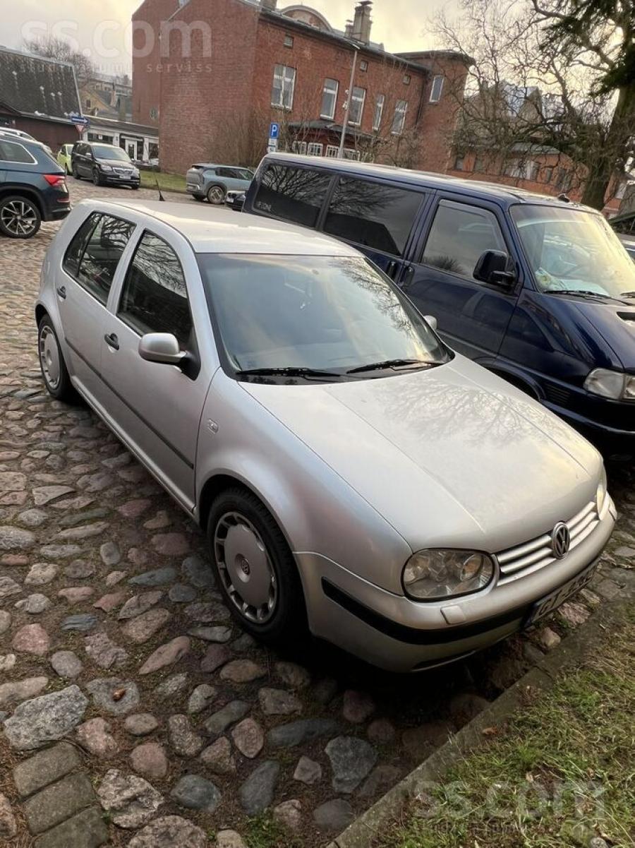 Grey Volkswagen Golf 2001 in Liepaja, with an engine capacity of 2.00 L and mileage of 358 thousand km for 900 €, photo 1 on AUTOMOTO.COM.LV