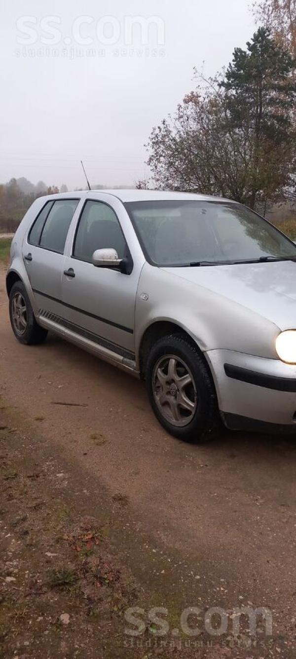 Grey Volkswagen Golf 2001 in Jekabpils, with an engine capacity of 1.90 L and mileage of 414 thousand km for 900 €, photo 1 on AUTOMOTO.COM.LV