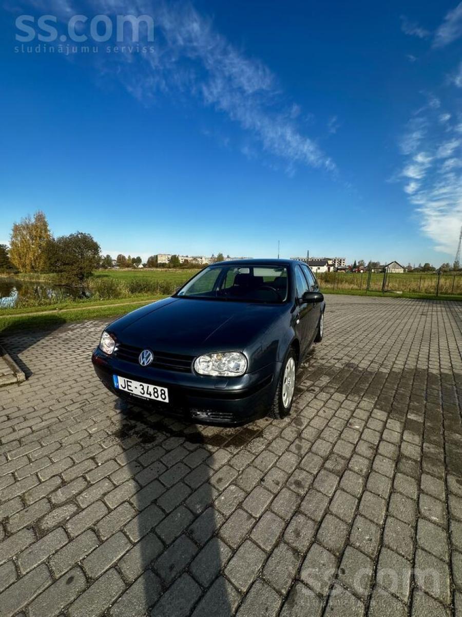 Grey Volkswagen Golf 2001 in Ogre, with an engine capacity of 1.90 L and mileage of 294 thousand km for 1600 €, photo 1 on AUTOMOTO.COM.LV