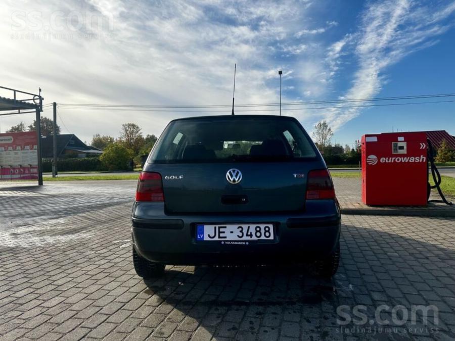 Grey Volkswagen Golf 2001 in Ogre, with an engine capacity of 1.90 L and mileage of 294 thousand km for 1600 €, photo 2 on AUTOMOTO.COM.LV