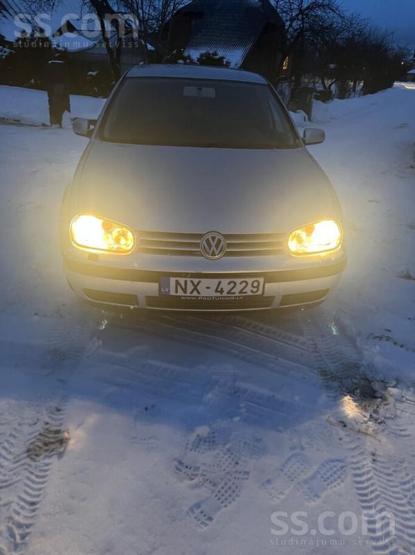 Grey Volkswagen Golf 2001 in Talsi, with an engine capacity of 2.00 L and mileage of 0 thousand km for 2100 €, photo 4 on AUTOMOTO.COM.LV
