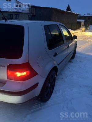 Grey Volkswagen Golf 2001 in Talsi, with an engine capacity of 2.00 L and mileage of 0 thousand km for 2100 €, photo 3 on AUTOMOTO.COM.LV
