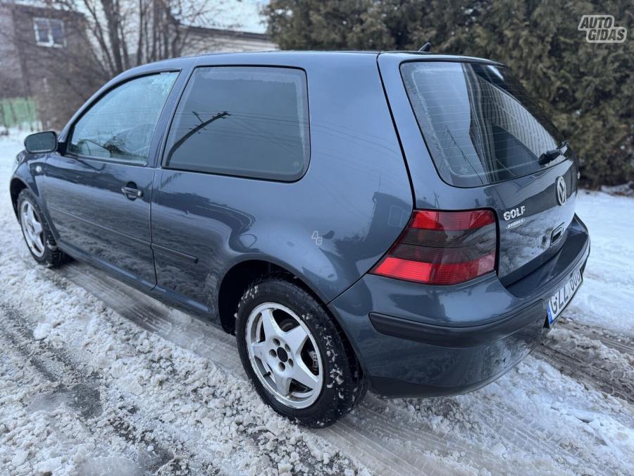 Grey Volkswagen Golf 2001 in Kaunas, with an engine capacity of 1.90 L and mileage of 300 thousand km for 850 €, photo 11 on AUTOMOTO.COM.LV