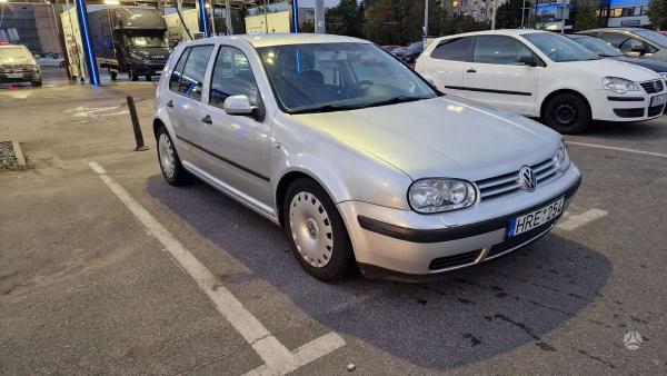 Pelēks Volkswagen Golf 2001 Nemenčinė, ar dzinēja tilpumu 1.90 L un nobraukumu 396 tūkst. km par 900 €, foto 1 vietnē AUTOMOTO.COM.LV