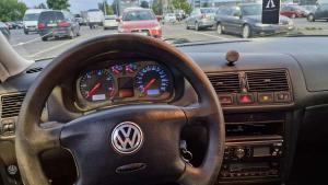 Pelēks Volkswagen Golf 2001 Nemenčinė, ar dzinēja tilpumu 1.90 L un nobraukumu 396 tūkst. km par 900 €, foto 13 vietnē AUTOMOTO.COM.LV
