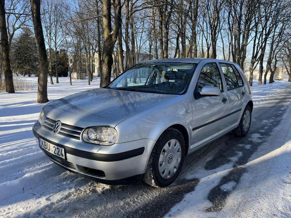 Pelēks Volkswagen Golf 2001 Marijampole, ar dzinēja tilpumu 1.60 L un nobraukumu 171 tūkst. km par 1600 €, foto 7 vietnē AUTOMOTO.COM.LV