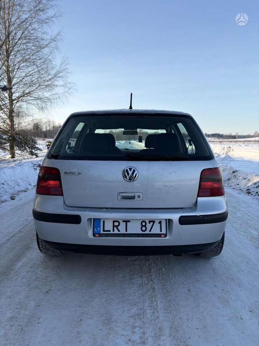 Grey Volkswagen Golf 2001 in Vilnius, with an engine capacity of 1.90 L and mileage of 283 thousand km for 1700 €, photo 6 on AUTOMOTO.COM.LV