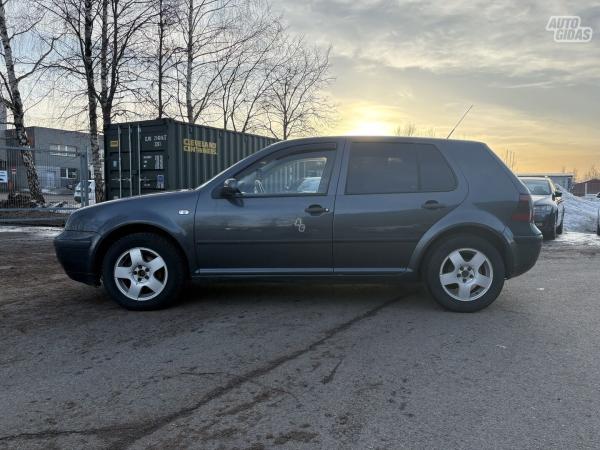 Pelēks Volkswagen Golf 2001 Viļņa, ar dzinēja tilpumu 1.90 L un nobraukumu 268 tūkst. km par 1000 €, foto 1 vietnē AUTOMOTO.COM.LV