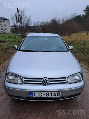 Pelēks Volkswagen Golf 2001 Ogre, ar dzinēja tilpumu 1.60 L un nobraukumu 434 tūkst. km par 1150 €, foto 3 vietnē AUTOMOTO.COM.LV