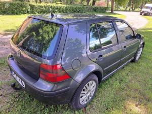 Grey Volkswagen Golf 2001 in Utena, with an engine capacity of 1.90 L and mileage of 300 thousand km for 1650 €, photo 5 on AUTOMOTO.COM.LV