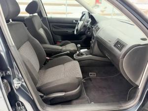 Grey Volkswagen Golf 2001 in Riga, with an engine capacity of 1.90 L and mileage of 311 thousand km for 2800 €, photo 13 on AUTOMOTO.COM.LV