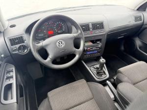 Grey Volkswagen Golf 2001 in Riga, with an engine capacity of 1.90 L and mileage of 311 thousand km for 2800 €, photo 15 on AUTOMOTO.COM.LV