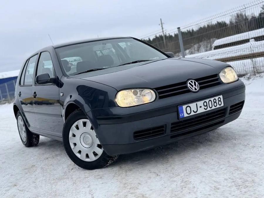 Grey Volkswagen Golf 2001 in Riga, with an engine capacity of 1.90 L and mileage of 311 thousand km for 2800 €, photo 19 on AUTOMOTO.COM.LV