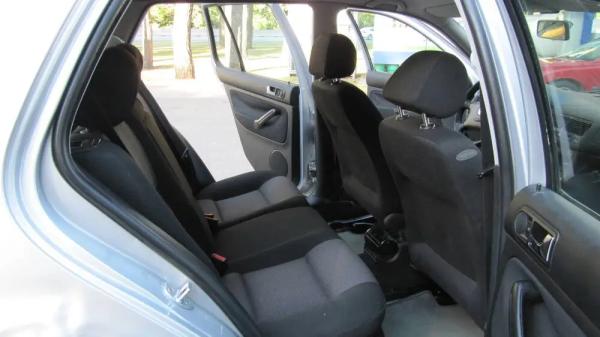 Grey Volkswagen Golf 2001 in Riga, with an engine capacity of 1.90 L and mileage of 355 thousand km for 1250 €, photo 6 on AUTOMOTO.COM.LV