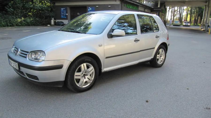 Pelēks Volkswagen Golf 2001 Rīga, ar dzinēja tilpumu 1.90 L un nobraukumu 355 tūkst. km par 1250 €, foto 9 vietnē AUTOMOTO.COM.LV