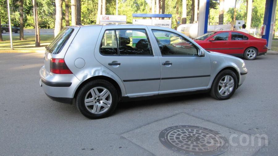 Grey Volkswagen Golf 2001 in Riga, with an engine capacity of 1.90 L and mileage of 356 thousand km for 1250 €, photo 18 on AUTOMOTO.COM.LV