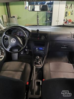 Grey Volkswagen Golf 2001 in Vilnius, with an engine capacity of 1.90 L and mileage of 403 thousand km for 850 €, photo 8 on AUTOMOTO.COM.LV