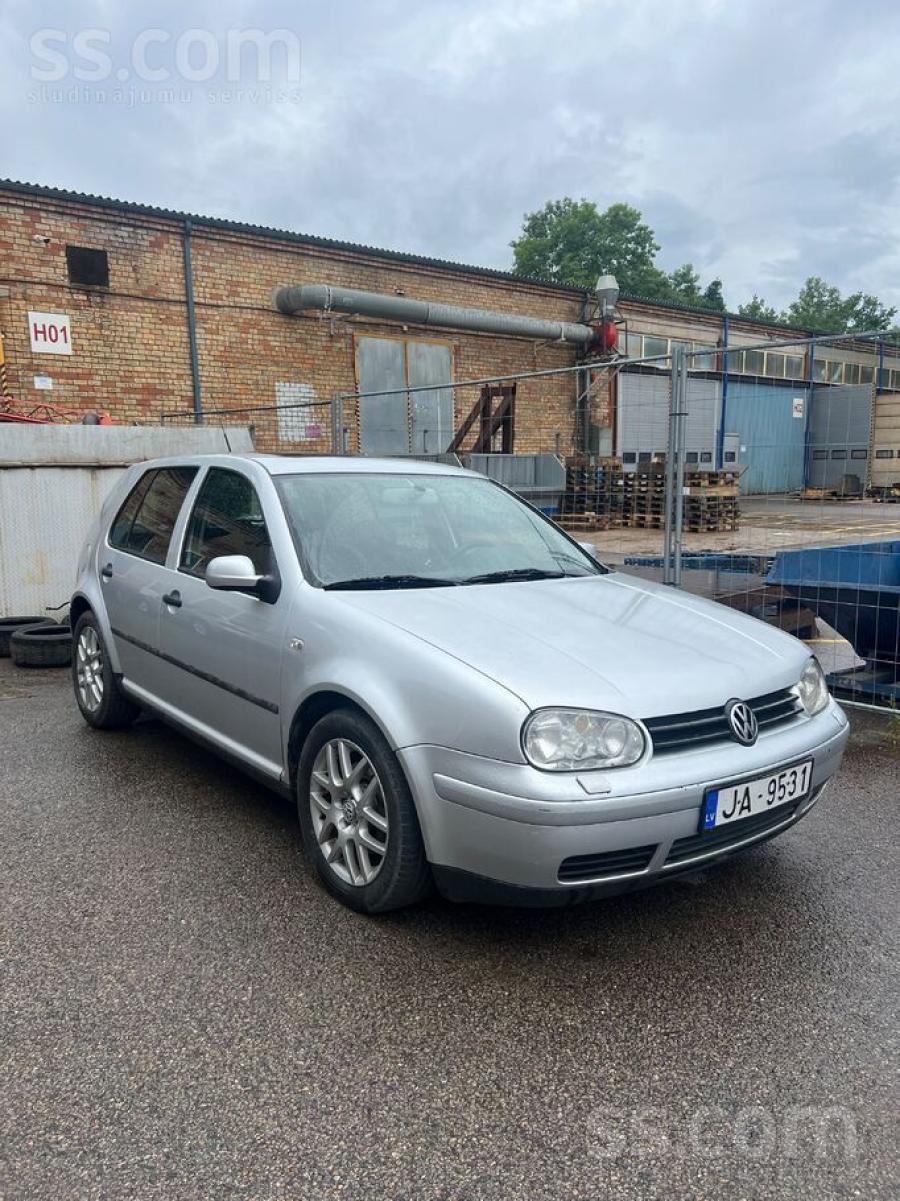 Pelēks Volkswagen Golf 2001 Dobele, ar dzinēja tilpumu 1.90 L un nobraukumu 313 tūkst. km par 900 €, foto 1 vietnē AUTOMOTO.COM.LV
