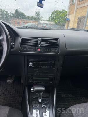 Pelēks Volkswagen Golf 2001 Dobele, ar dzinēja tilpumu 1.90 L un nobraukumu 313 tūkst. km par 900 €, foto 15 vietnē AUTOMOTO.COM.LV