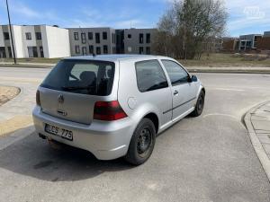Grey Volkswagen Golf 2001 in Vilnius, with an engine capacity of 1.90 L and mileage of 378 thousand km for 750 €, photo 6 on AUTOMOTO.COM.LV