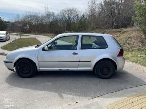 Grey Volkswagen Golf 2001 in Vilnius, with an engine capacity of 1.90 L and mileage of 378 thousand km for 750 €, photo 9 on AUTOMOTO.COM.LV