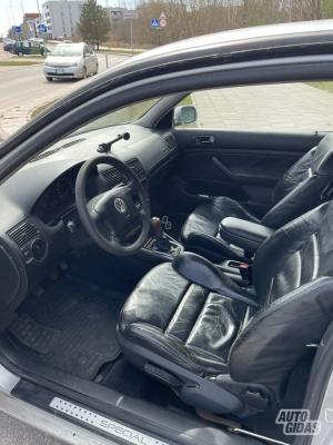 Grey Volkswagen Golf 2001 in Vilnius, with an engine capacity of 1.90 L and mileage of 378 thousand km for 750 €, photo 10 on AUTOMOTO.COM.LV