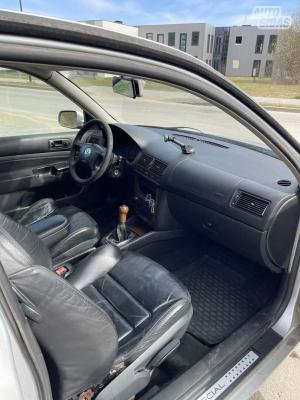 Grey Volkswagen Golf 2001 in Vilnius, with an engine capacity of 1.90 L and mileage of 378 thousand km for 750 €, photo 11 on AUTOMOTO.COM.LV
