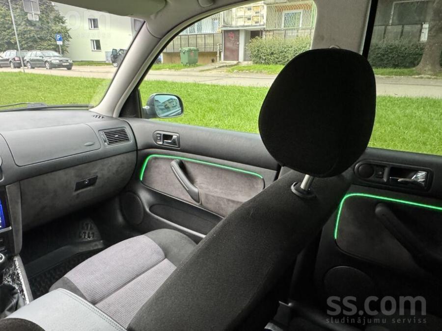 Grey Volkswagen Golf 2001 in Riga, with an engine capacity of 1.40 L and mileage of 223 thousand km for 1800 €, photo 5 on AUTOMOTO.COM.LV