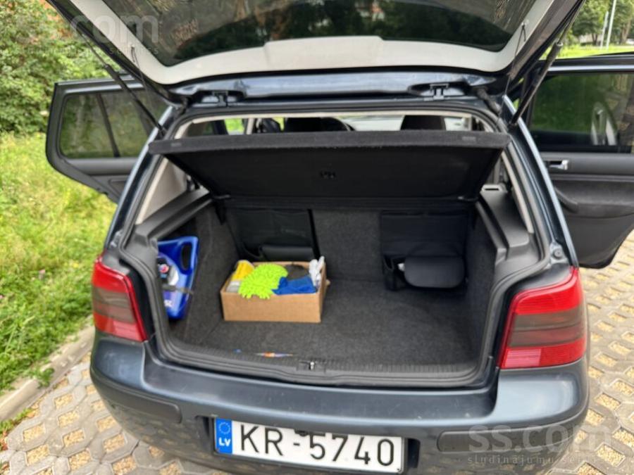 Grey Volkswagen Golf 2001 in Riga, with an engine capacity of 1.40 L and mileage of 223 thousand km for 1800 €, photo 14 on AUTOMOTO.COM.LV