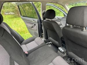 Grey Volkswagen Golf 2001 in Riga, with an engine capacity of 1.40 L and mileage of 223 thousand km for 1800 €, photo 16 on AUTOMOTO.COM.LV