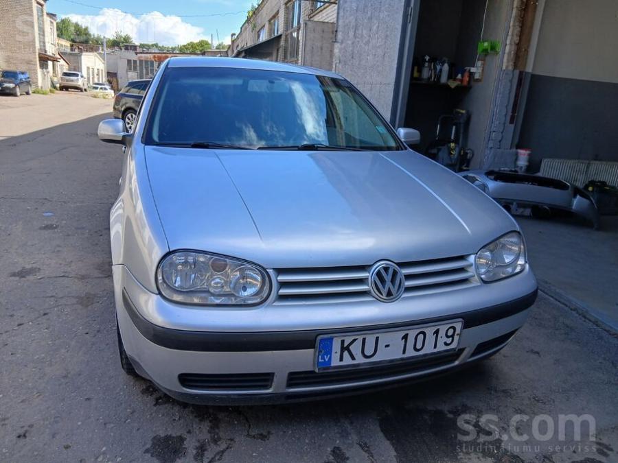 Pelēks Volkswagen Golf 2001 Rīga, ar dzinēja tilpumu 1.90 L un nobraukumu 0 tūkst. km par 1250 €, foto 1 vietnē AUTOMOTO.COM.LV
