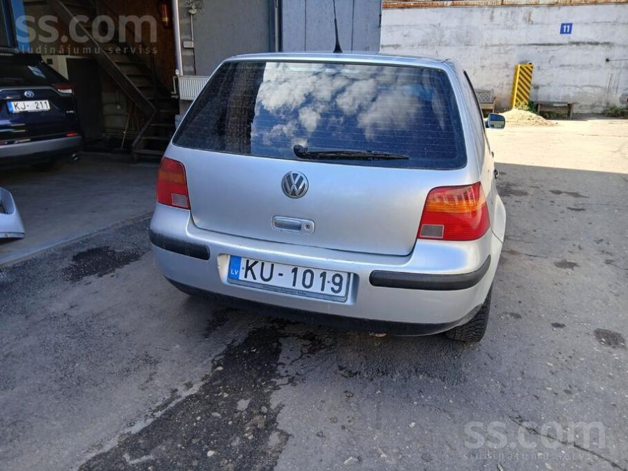Pelēks Volkswagen Golf 2001 Rīga, ar dzinēja tilpumu 1.90 L un nobraukumu 0 tūkst. km par 1250 €, foto 4 vietnē AUTOMOTO.COM.LV