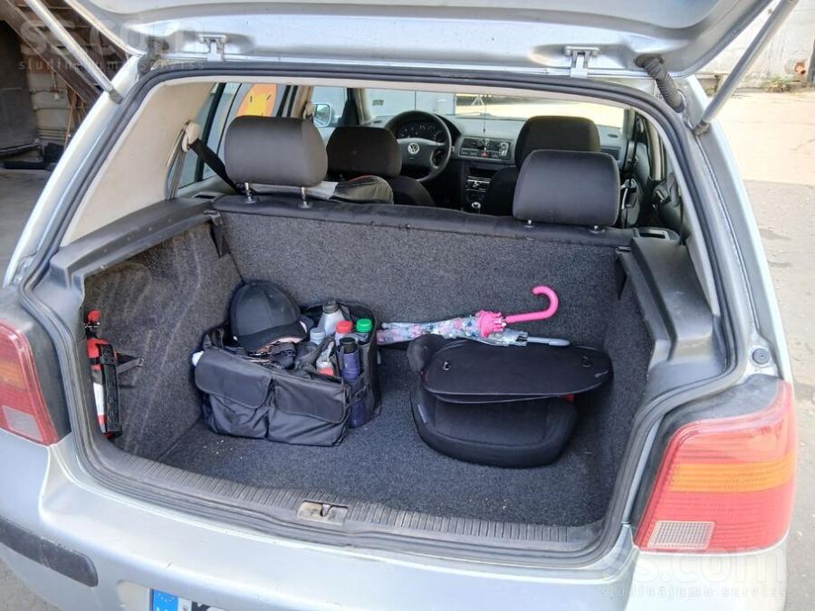 Pelēks Volkswagen Golf 2001 Rīga, ar dzinēja tilpumu 1.90 L un nobraukumu 0 tūkst. km par 1250 €, foto 11 vietnē AUTOMOTO.COM.LV