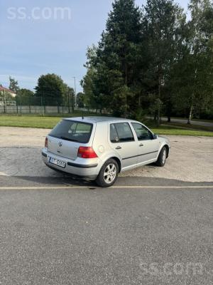 Pelēks Volkswagen Golf 2001 Ogre, ar dzinēja tilpumu 1.90 L un nobraukumu 266 tūkst. km par 1400 €, foto 5 vietnē AUTOMOTO.COM.LV