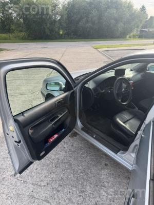 Pelēks Volkswagen Golf 2001 Ogre, ar dzinēja tilpumu 1.90 L un nobraukumu 266 tūkst. km par 1400 €, foto 13 vietnē AUTOMOTO.COM.LV