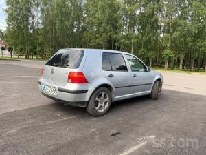 Серый Фольксваген Гольф 2001 в Талси, объемом двигателя 1.90 л и пробегом 381 тыс. км за 1250 €, фото 4 на AUTOMOTO.COM.LV