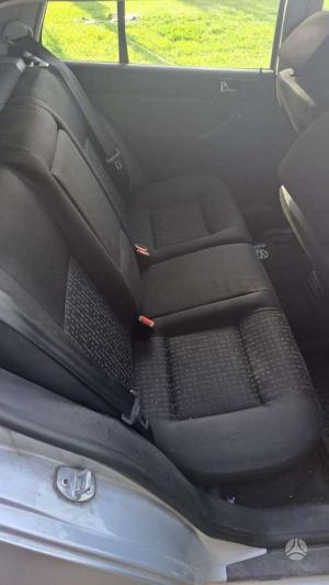 Grey Volkswagen Golf 2001 in Kaisiadorys, with an engine capacity of 1.60 L and mileage of 350 thousand km for 900 €, photo 8 on AUTOMOTO.COM.LV