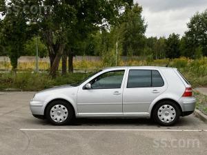 Pelēks Volkswagen Golf 2001 Daugavpils, ar dzinēja tilpumu 2.00 L un nobraukumu 299 tūkst. km par 1650 €, foto 6 vietnē AUTOMOTO.COM.LV