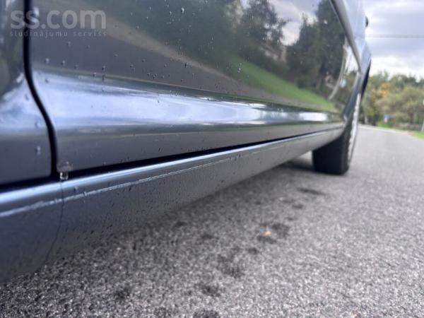 Grey Volkswagen Golf 2001 in Riga, with an engine capacity of 1.90 L and mileage of 297 thousand km for 2590 €, photo 10 on AUTOMOTO.COM.LV